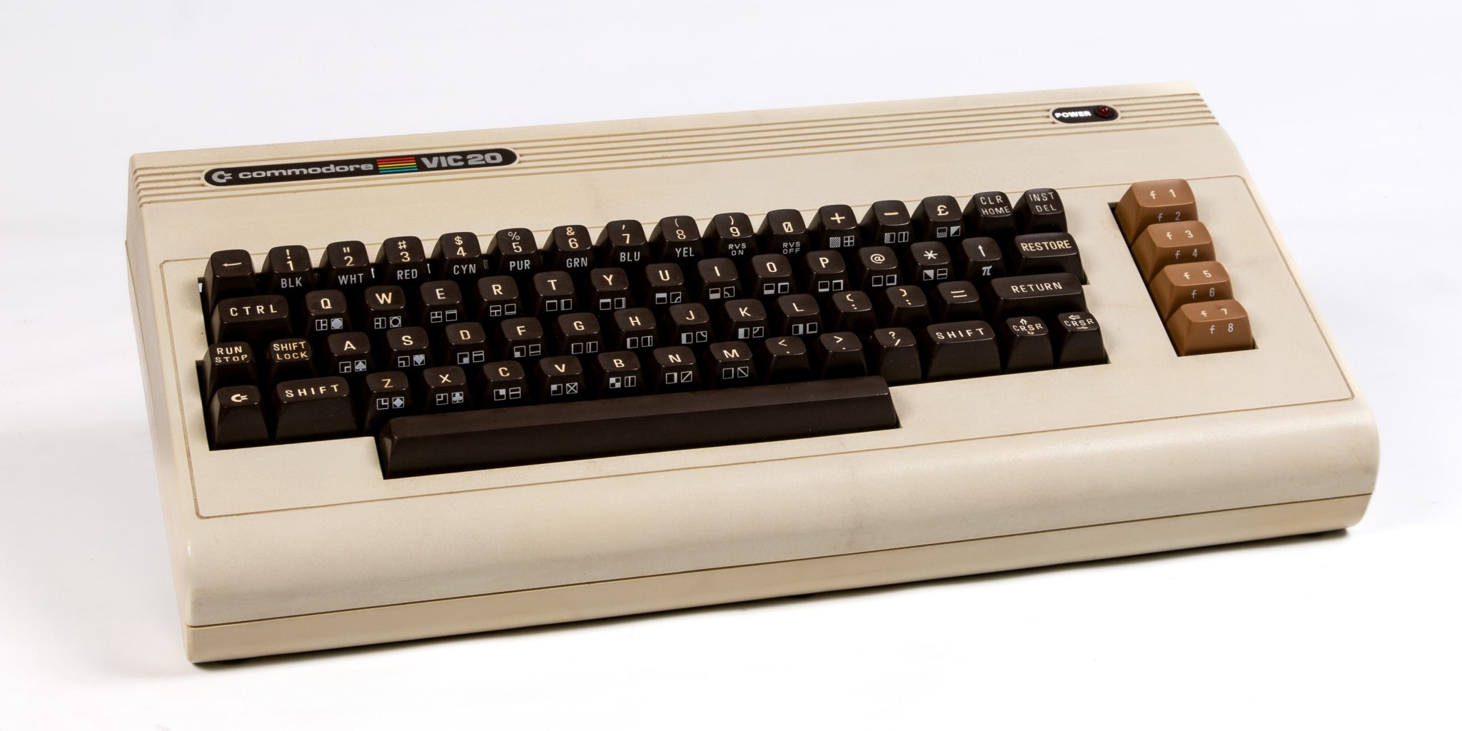 Commodore VIC-20 - Museu de Tecnologia Alterdata